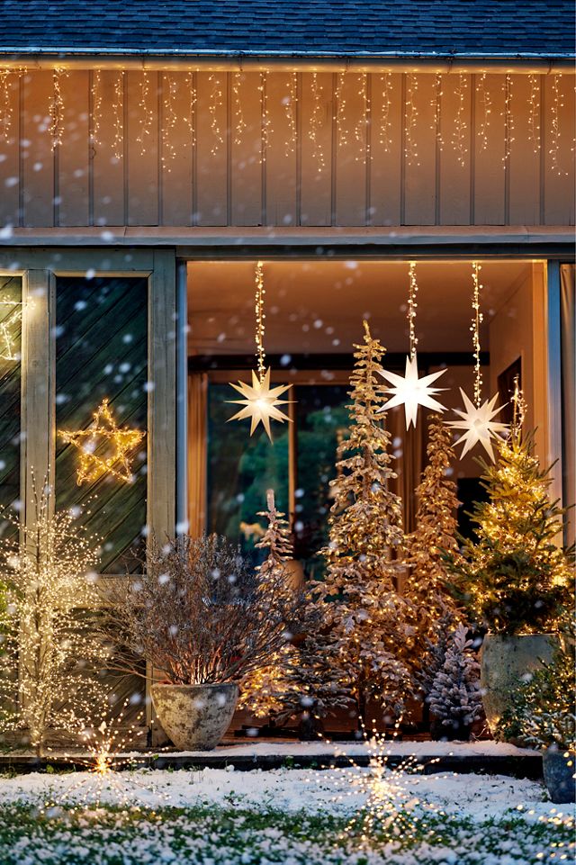 Stargazer Twinkling Icicle Light Strand | AnthroHome
