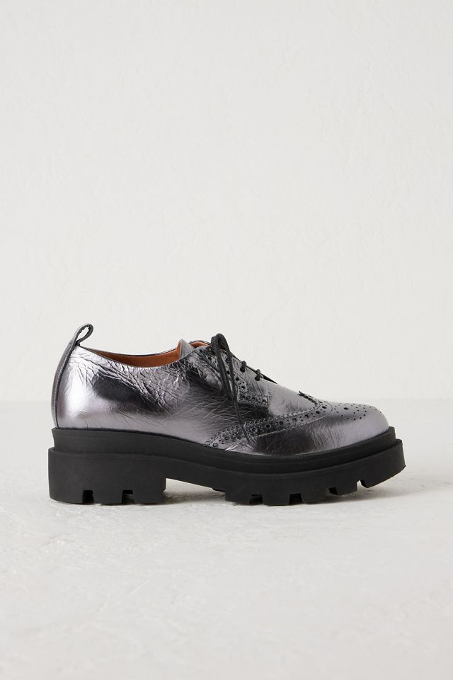 Esska Patent Leather Lace-Up Platform Brogues | Anthropologie UK
