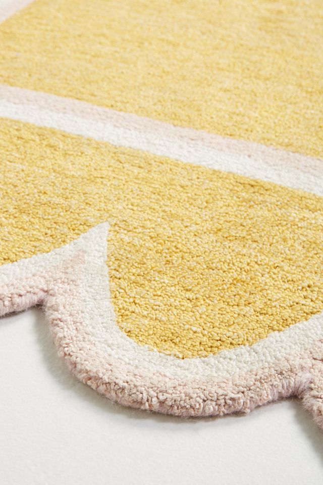 Hand-Tufted Scallop Rug | Anthropologie UK