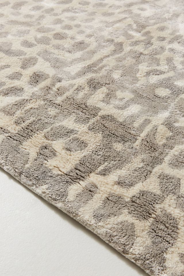 Hand-Tufted Kendra Viscose Rug | AnthroLiving