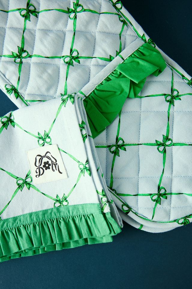 Damson Madder Bow Ruffle Tea Towel, Set of 2 | Anthropologie UK