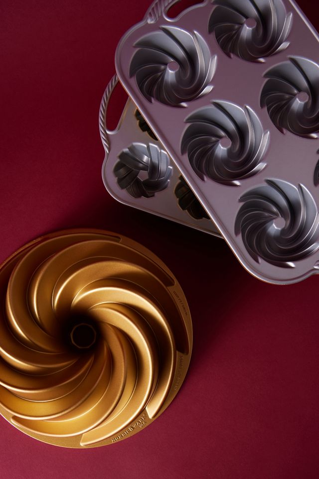 Braided Bundt Baking Tray | Anthropologie UK