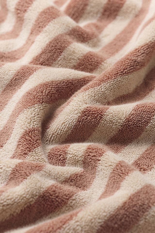 Piglet In Bed Sand Shell Pembroke Stripe Towel | Anthropologie UK