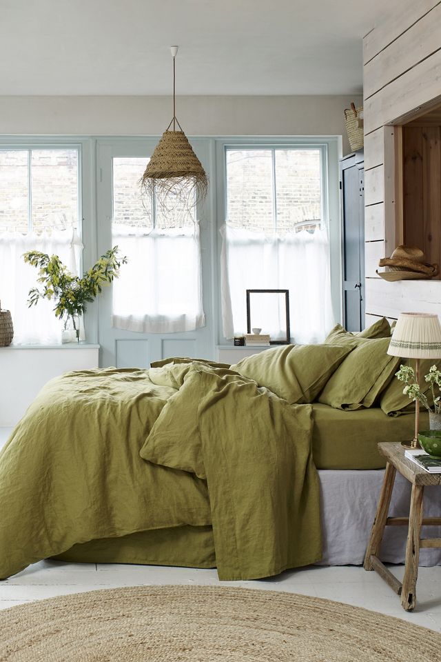 Piglet In Bed Botanical Green Linen Duvet Cover | Anthropologie UK