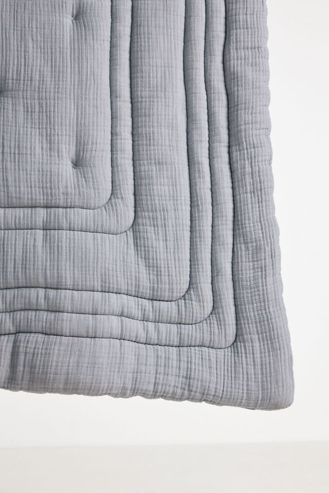 Elysian Cross-Dyed Gauze Quilt | Anthropologie