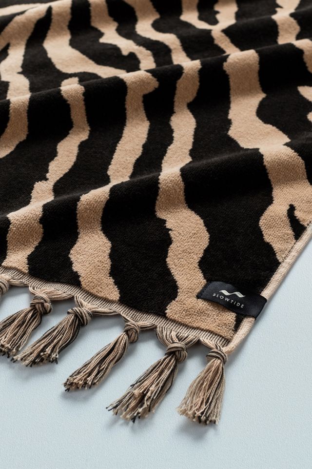 Slowtide Ziggy Tiger-Print Toalla | Anthropologie ES