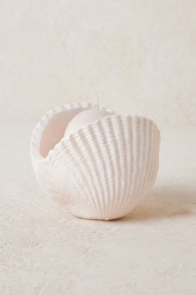 Anna + Nina Scallop Candle | Anthropologie UK