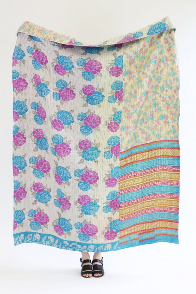 Anchal Large Kantha Throw Quilt No. 190223 | Anthropologie