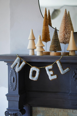 Noel Velvet Garland | Anthropologie