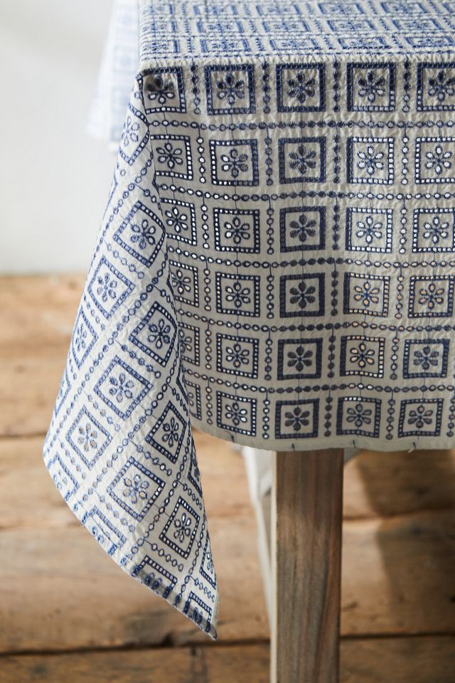 Eyelet Tile Tablecloth | Terrain