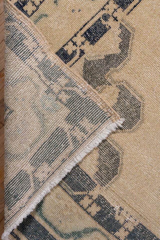 Eliko Rugs Vintage 715 Rug | AnthroHome