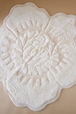 Castile Rose Tufted Cotton Bath Mat | Anthropologie UK