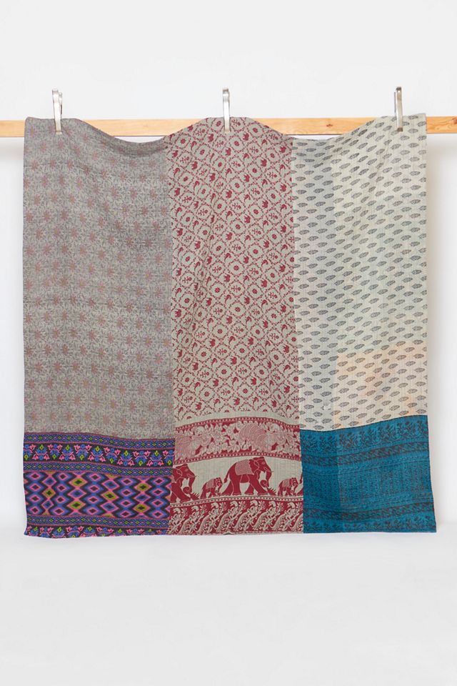 Anchal Queen Kantha Quilt No. Q220312 | AnthroLiving