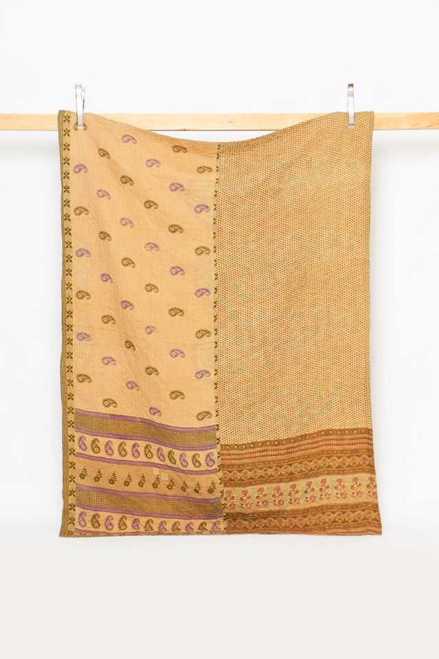 Anchal Twin Kantha Quilt No. T220310 | AnthroLiving