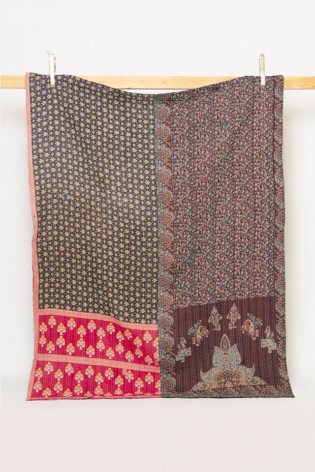 Anchal Twin Vintage Kantha Quilt No. T220701 | AnthroLiving