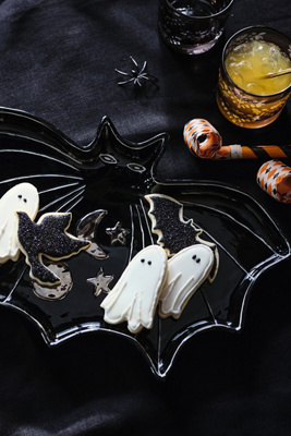 Francesca Kaye Halloween Magic Bat Platter | AnthroLiving