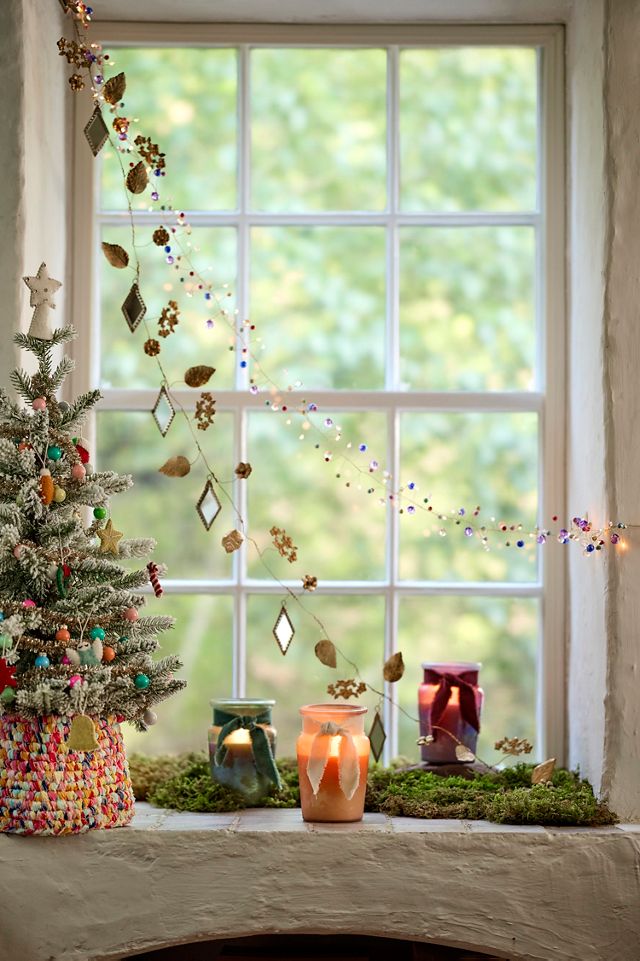 Stargazer Color Constellation Garland | Terrain