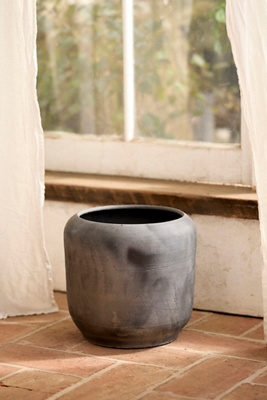 Luca Rounded Planter | AnthroLiving