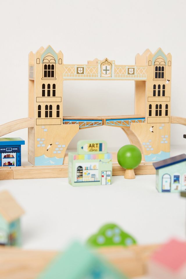 Le Toy Van London Train Set | AnthroLiving