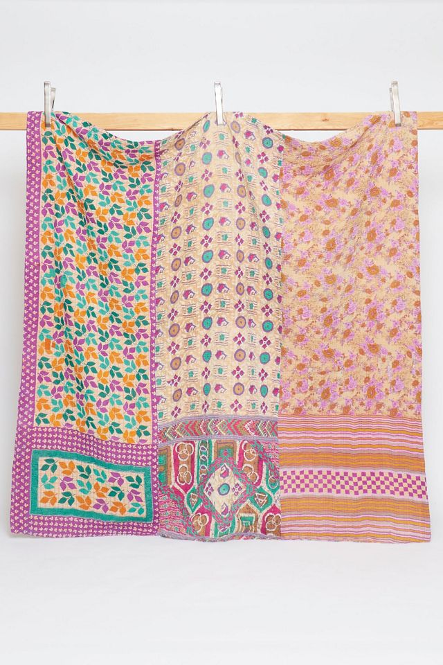 Anchal Queen Vintage Kantha Quilt No. Q230403 | AnthroLiving