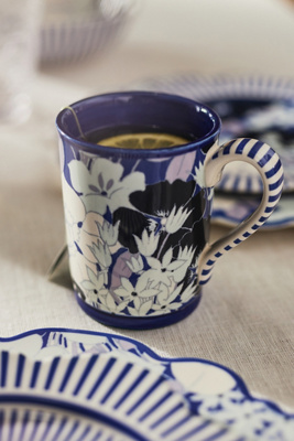 Lyla Floral Mug | Anthropologie UK