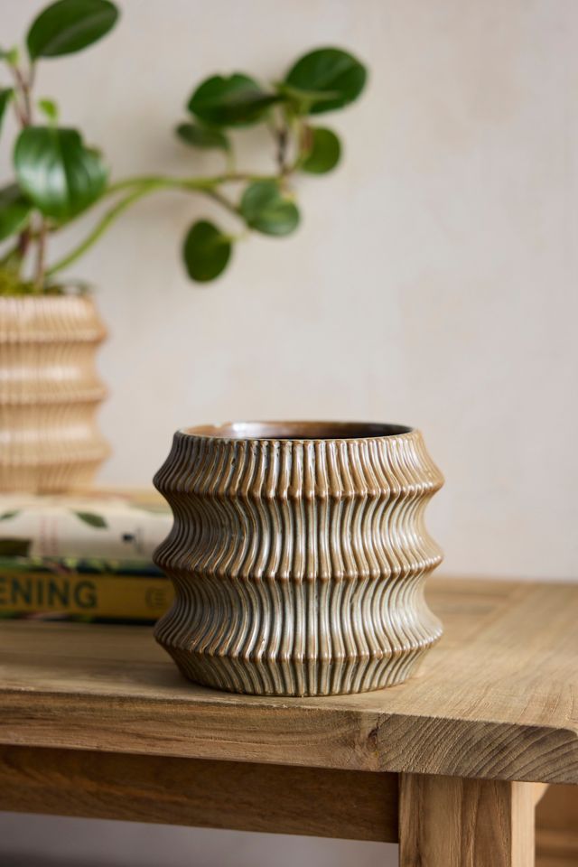 Tiered Earthenware Pot | Terrain