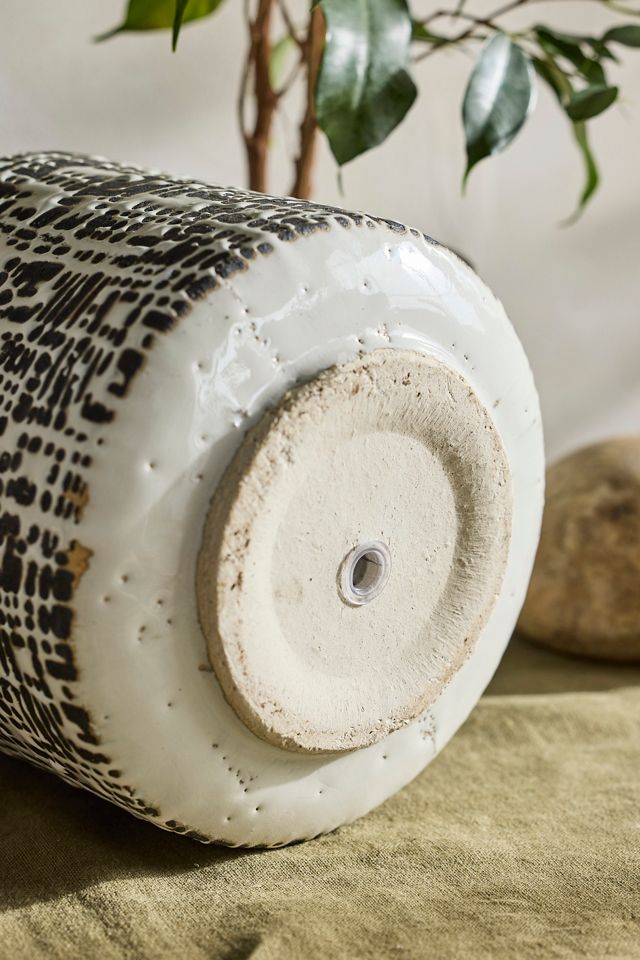 Crosshatch Ceramic Cylinder Pot | Terrain