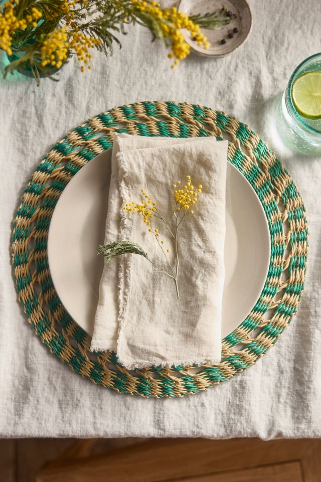 Woven Vetiver Grass Placemat | Terrain