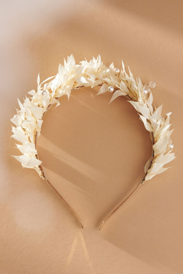 Les Couronnes de Victoire Giuseppina Pearl Flower Bridal Crown ...