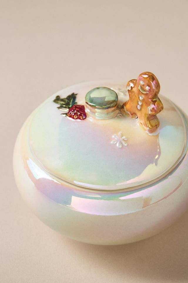 Holiday Figural Gourmand Sweet Tonka & Vanilla Ceramic Candle ...