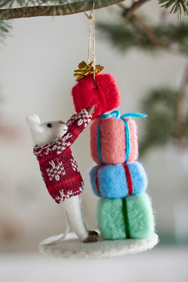 Pile of Presents Felt Scene | AnthroLiving