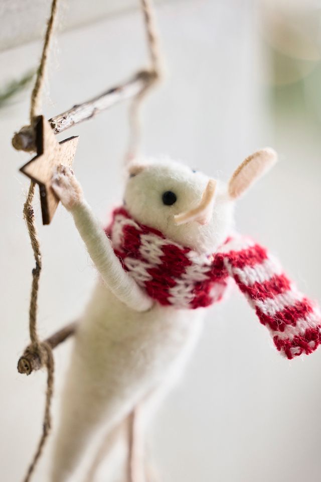 Merry Mice Felt Scene | AnthroLiving