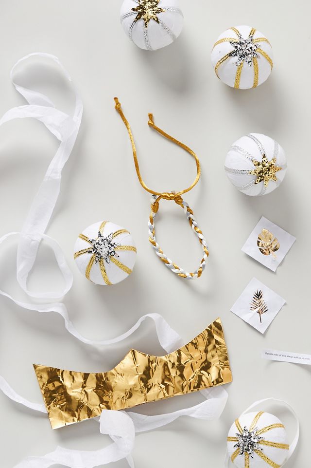 Meri Meri NYE Surprise Balls | Anthropologie