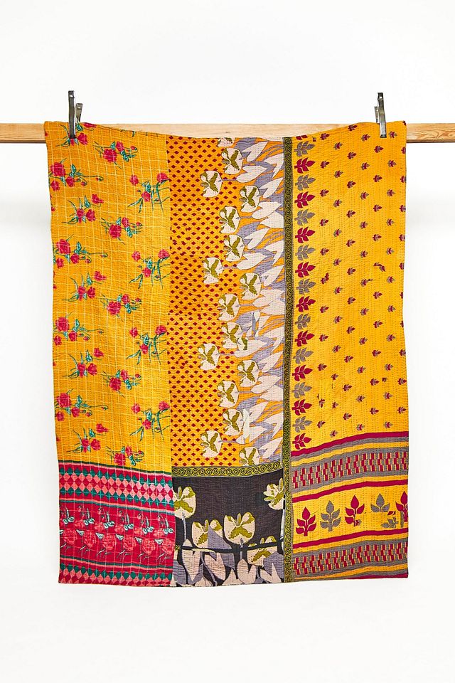 Anchal Twin Vintage Kantha Quilt No. T240108 | AnthroLiving