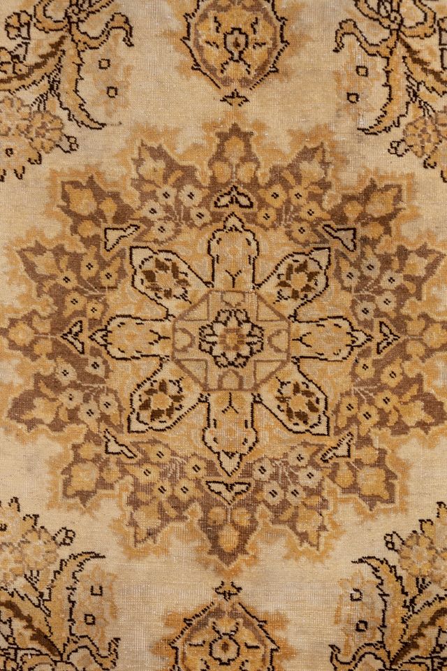 Eliko Rugs Vintage 5834 Rug | AnthroHome