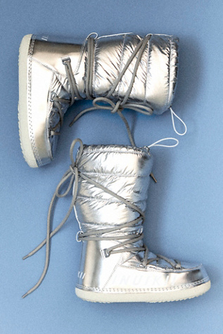 Mountain High Tall Metallic Snow Boots | Pull-On
