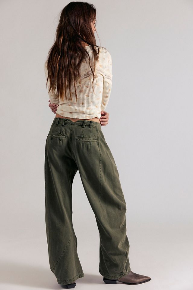 Spotlight Washed Chino | Barrel Leg Trousers