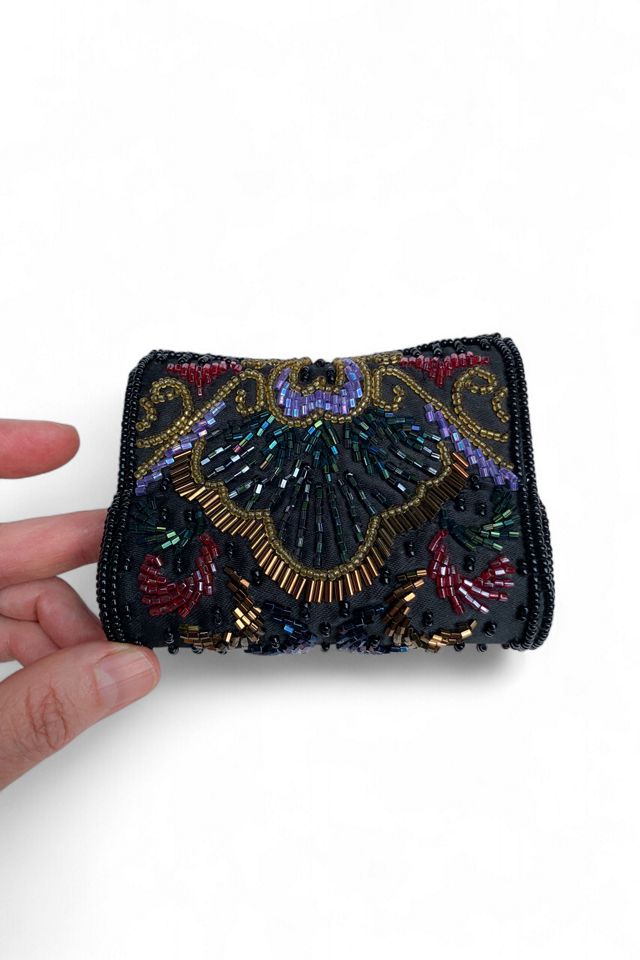 Vintage 1980s Hand Beaded Lipstick Case Selected by SharpLilTeeth ...