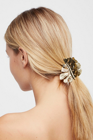 Metal Leaf Claw | Free People UK