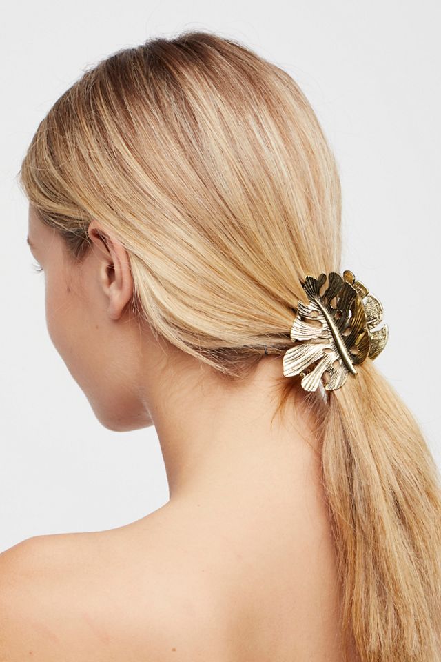 Metal Leaf Claw | Free People UK