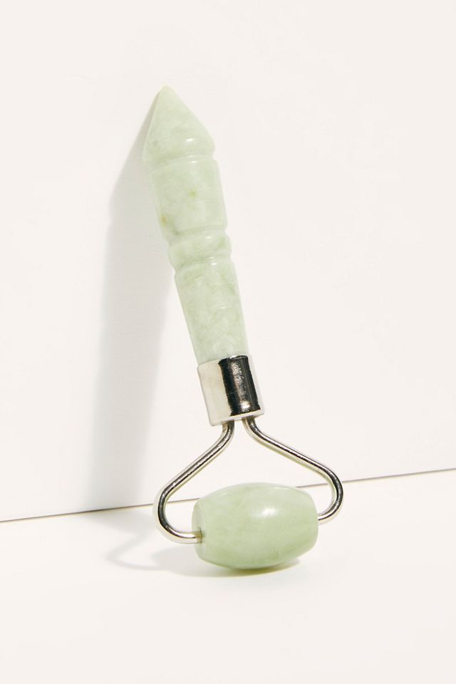 Skin Gym Mini Jade Roller | Free People UK