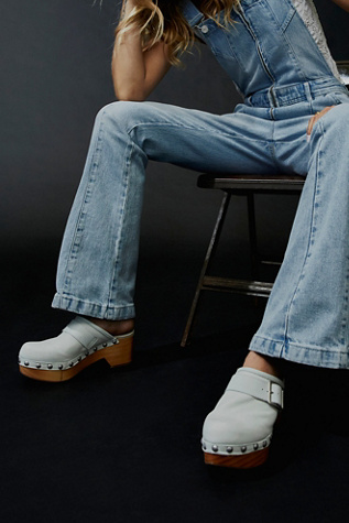 Cute Fashion Clogs and Mules for Women | Free People