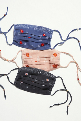 Chan Luu Daisy Face Mask | Free People UK