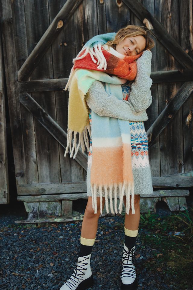 Fun, Fresh, & Colorful Cold Weather Accessories You'll Love this Season