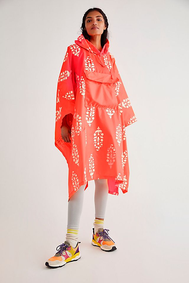 FP Movement Convertible Waterproof Poncho | Free People UK FP Movement Convertible Waterproof Poncho | Free People UK