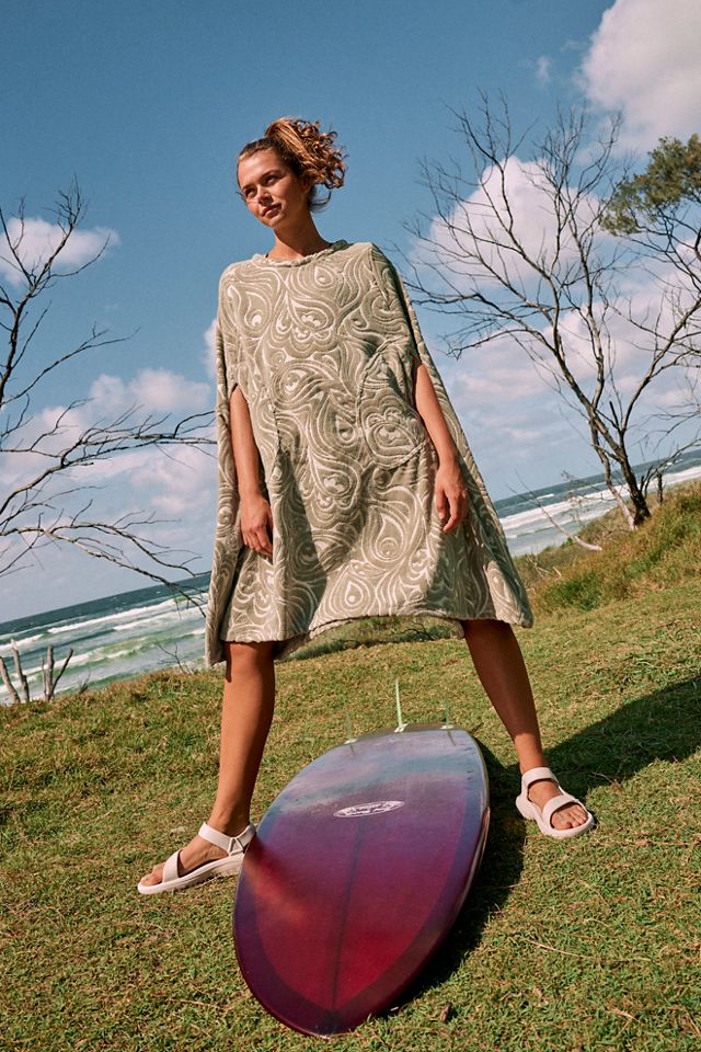 Seea Surf Changing Cape | Free People