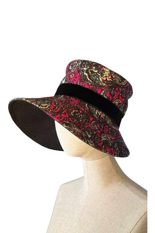 Well Worn Art Vintage 1970s Paisley Hat | Free People