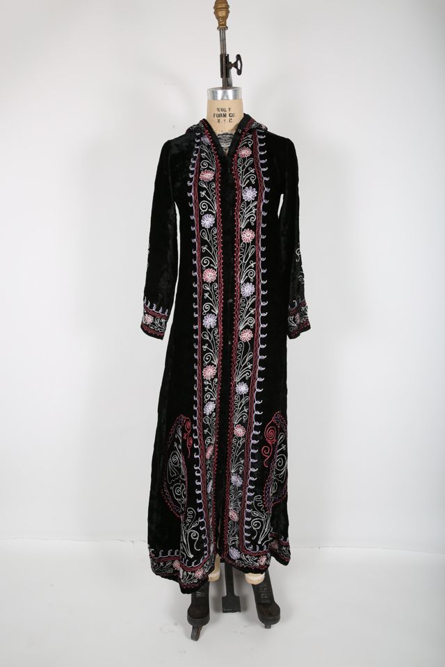 Vintage Black Velvet Floral Embroidered Duster Selected by Love Rocks ...