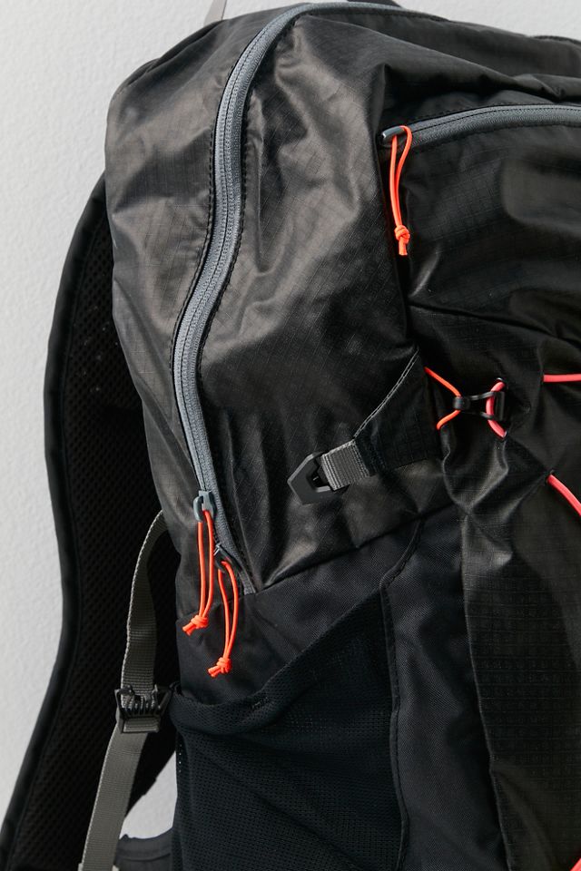 CamelBak Fourteener™ 24 Hydration Hike Bag With Crux® 3L Reservoir ...