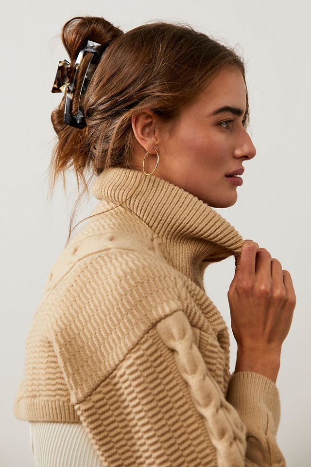 Jumbo Cutout Claw | Free People